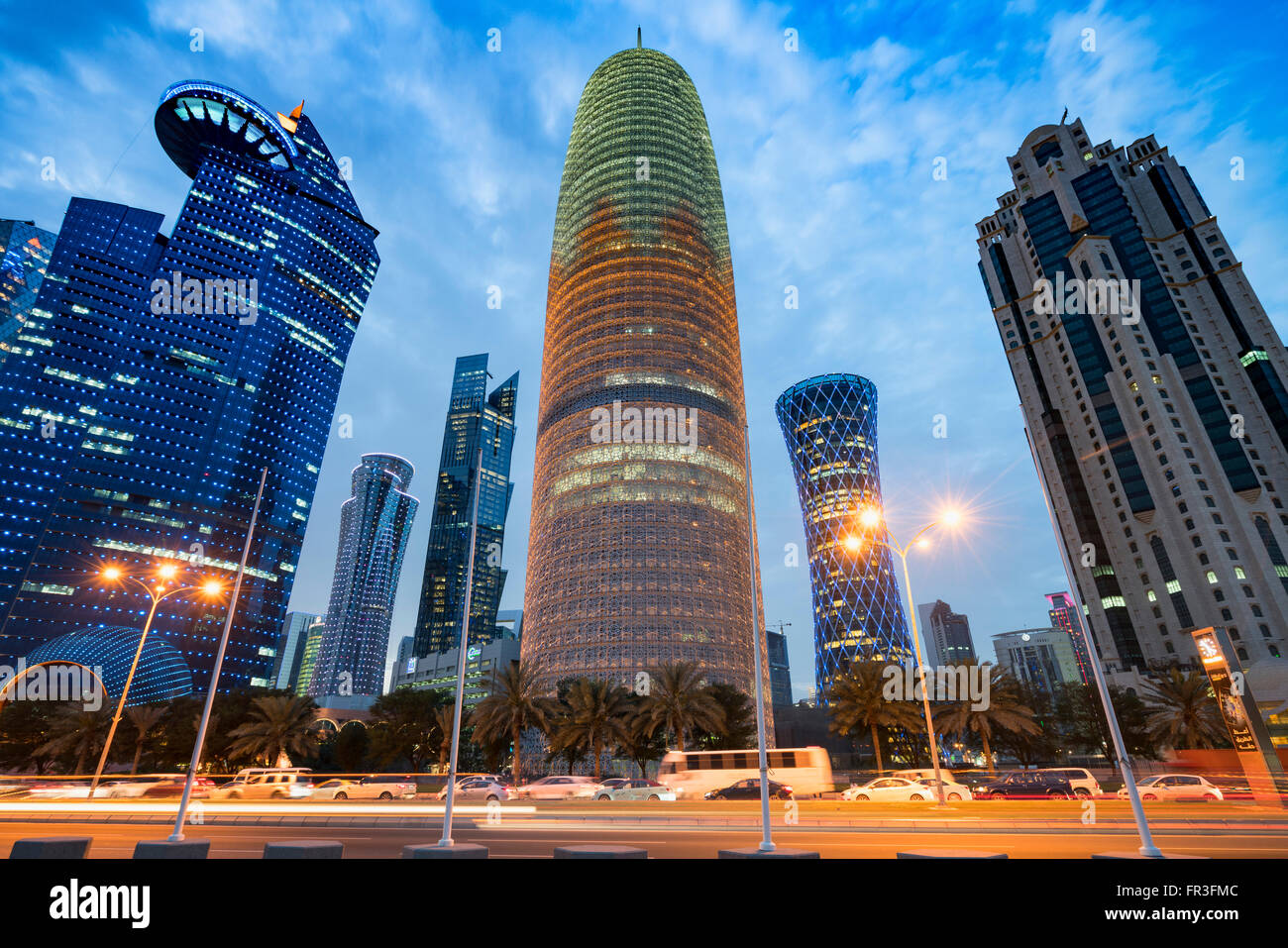 Financial distict dohs hi-res stock photography and images - Alamy