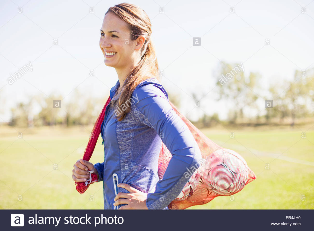 Soccer coach hi-res stock photography and images - Alamy
