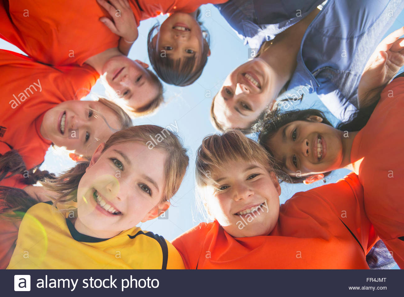 Team huddle soccer hi-res stock photography and images - Alamy