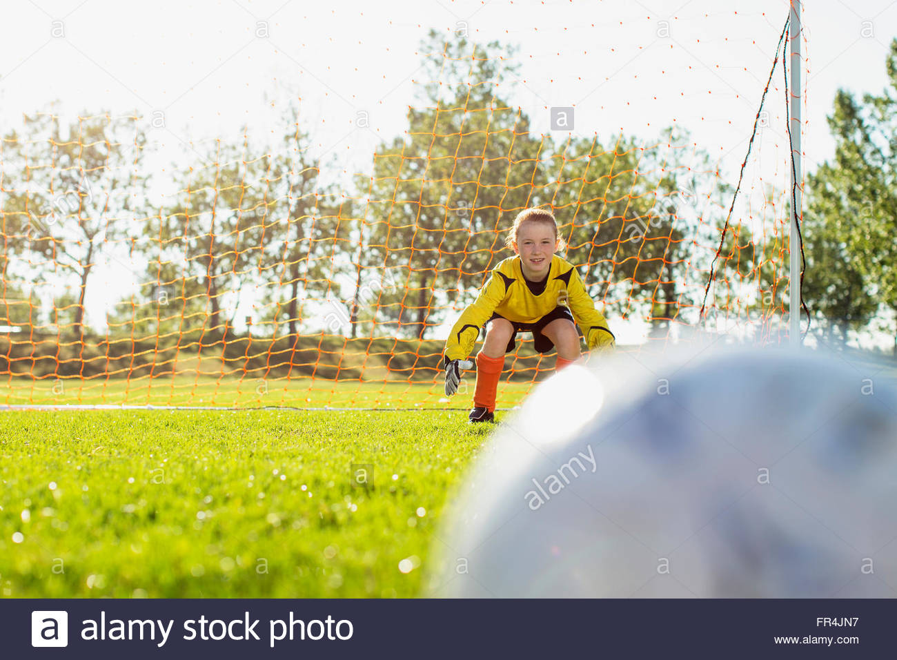 Defending team hi-res stock photography and images - Alamy