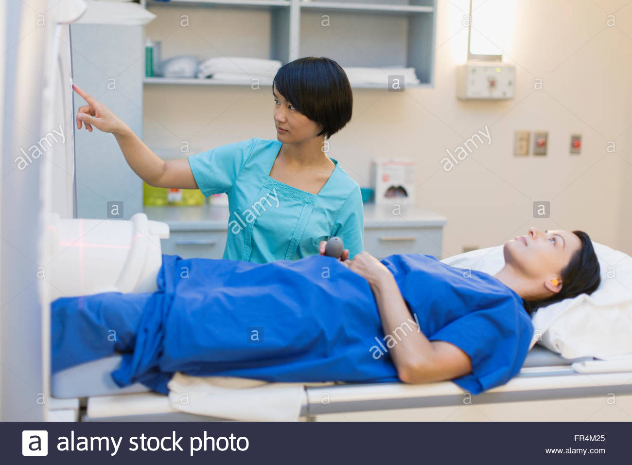 patient about to have MRI scan Stock Photo - Alamy