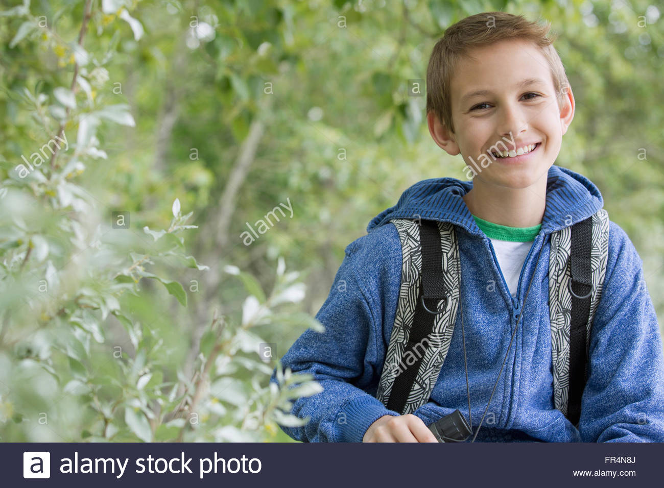 Student outdoors hi-res stock photography and images - Alamy