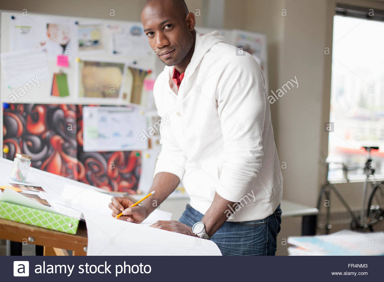 African pencil drawing sketching hi-res stock photography and images ...