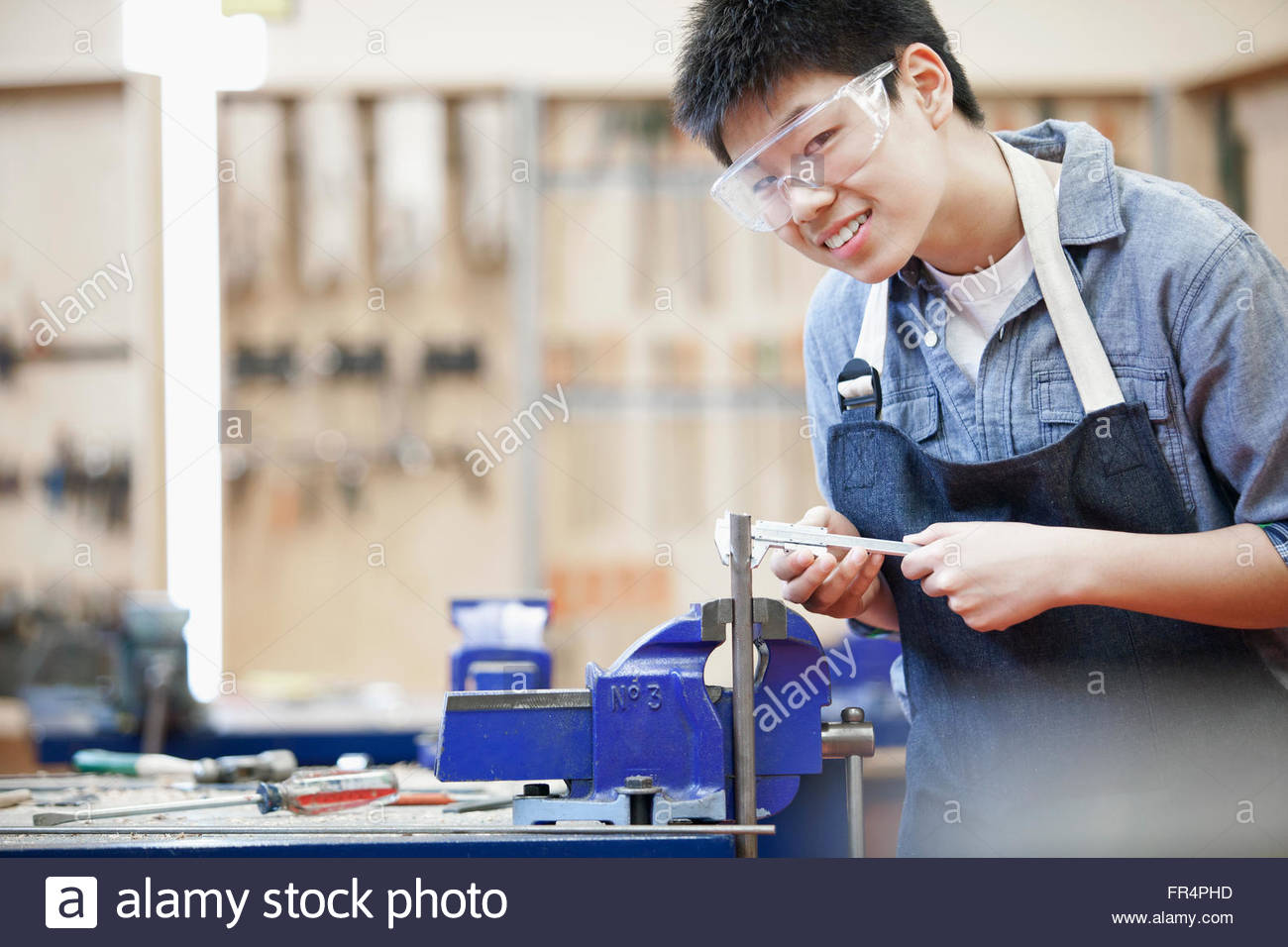 Machine shop vice hi-res stock photography and images - Alamy