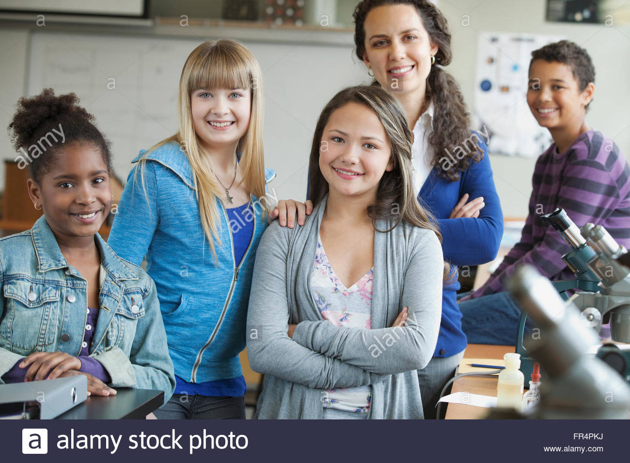 Middle school students hi-res stock photography and images - Alamy