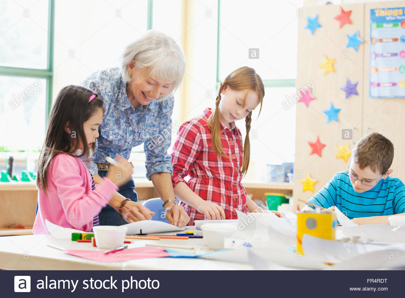 Youth art project hi-res stock photography and images - Alamy