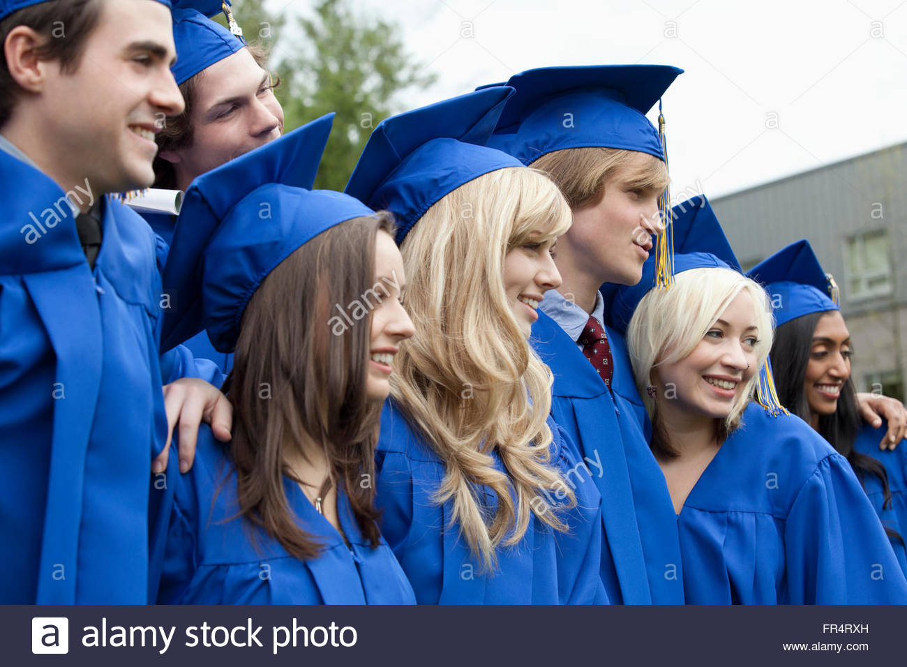 Group of graduates hi-res stock photography and images - Alamy