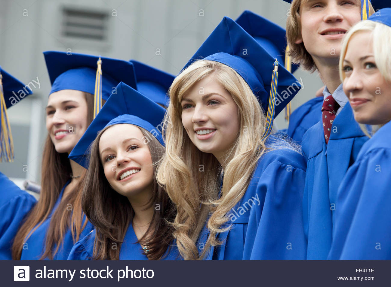 Group of graduates hi-res stock photography and images - Alamy