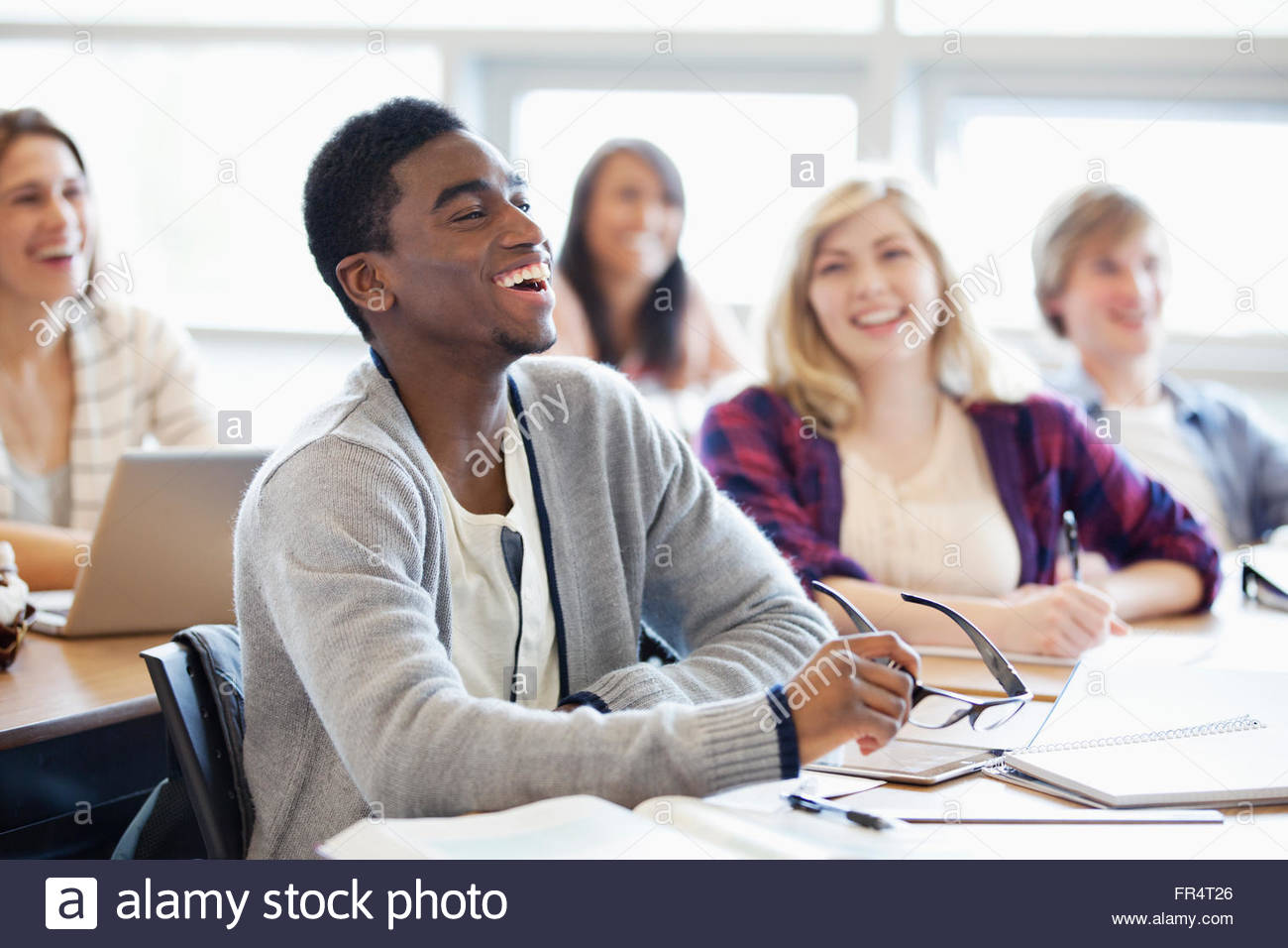 Classroom college ethnic hi-res stock photography and images - Alamy