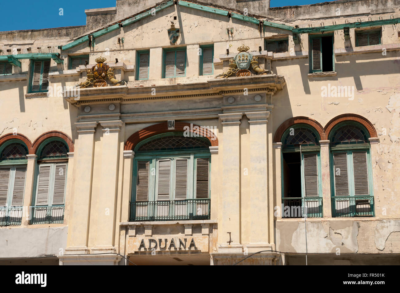 Customs building hi-res stock photography and images - Alamy