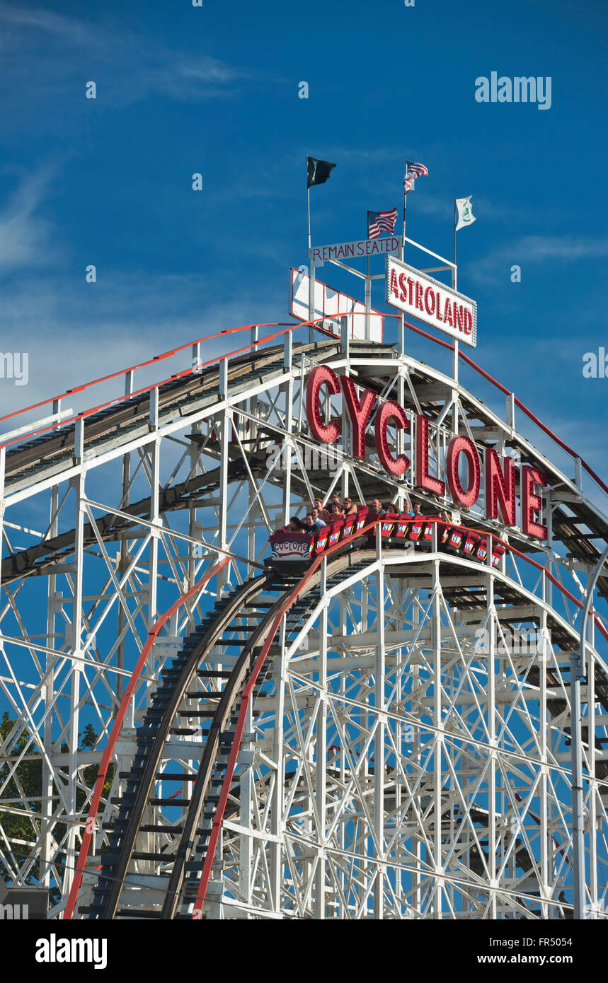 CYCLONE ROLLER COASTER (©VERNON KEENAN 1927) ASTROLAND AMUSEMENT PARK ...