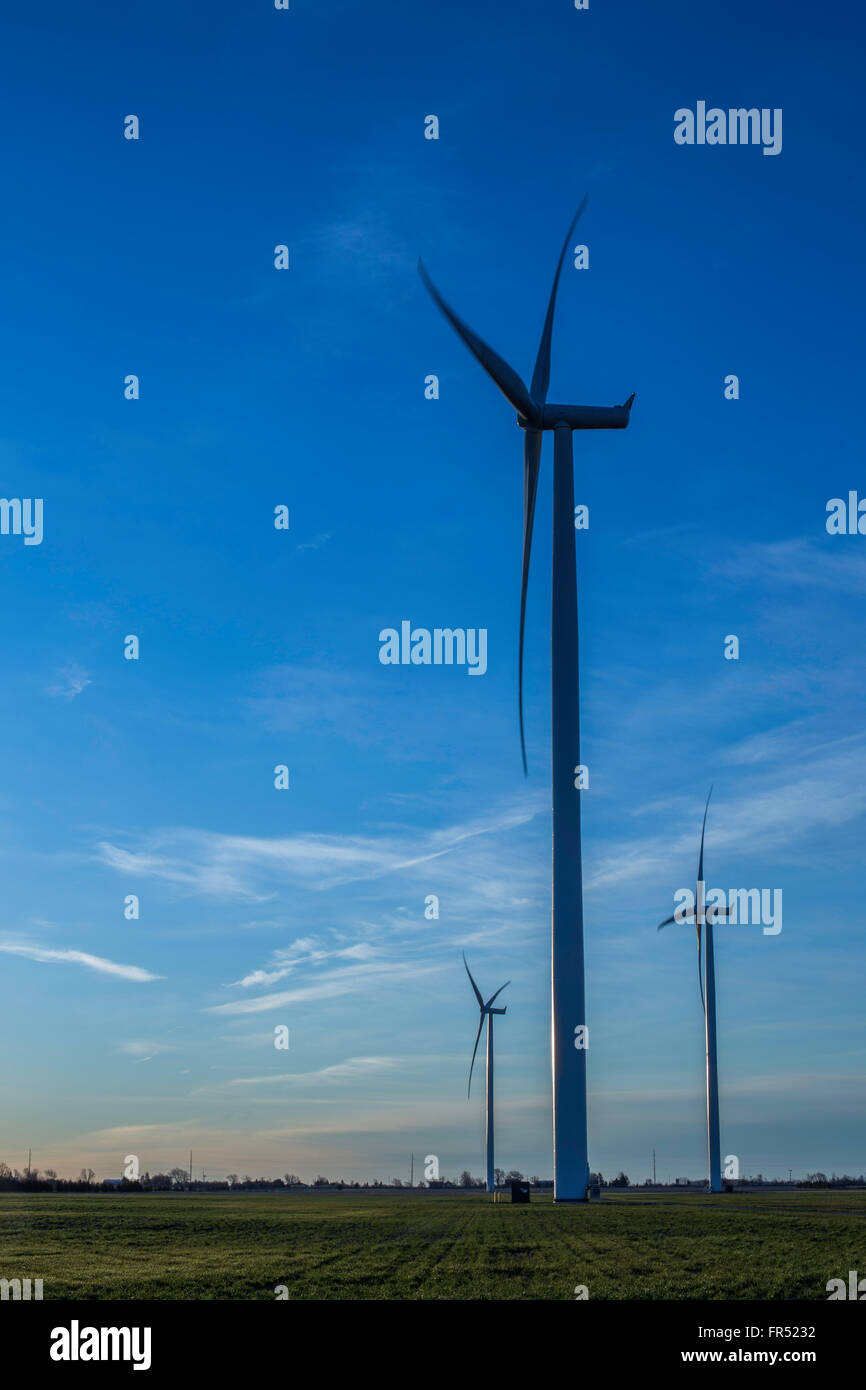 Windmills and sunset hi-res stock photography and images - Alamy
