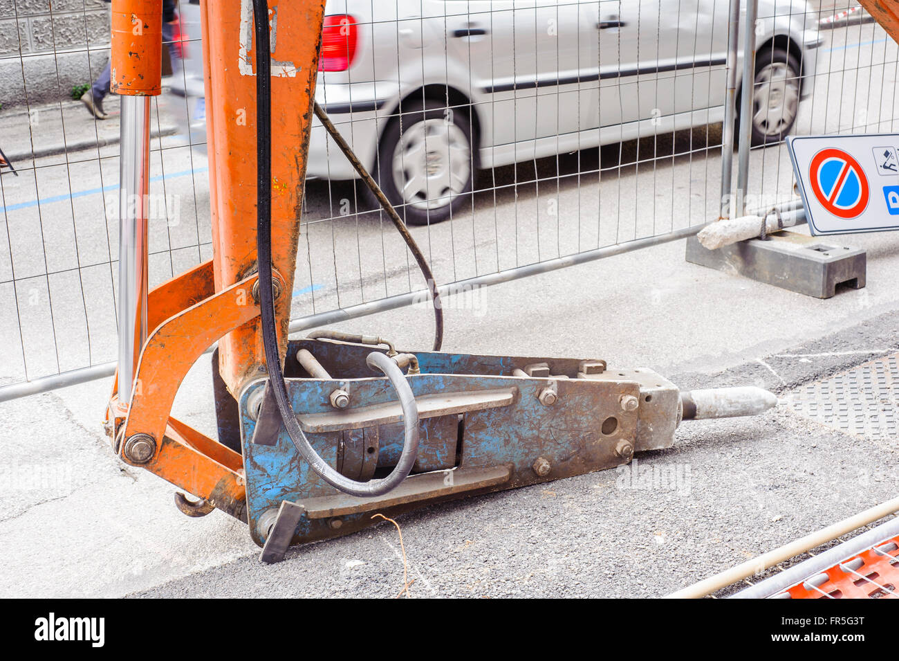 Hydraulic hammer machine hi-res stock photography and images - Alamy