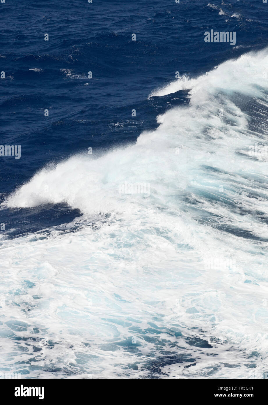 Waves in the Caribbean Sea Stock Photo - Alamy