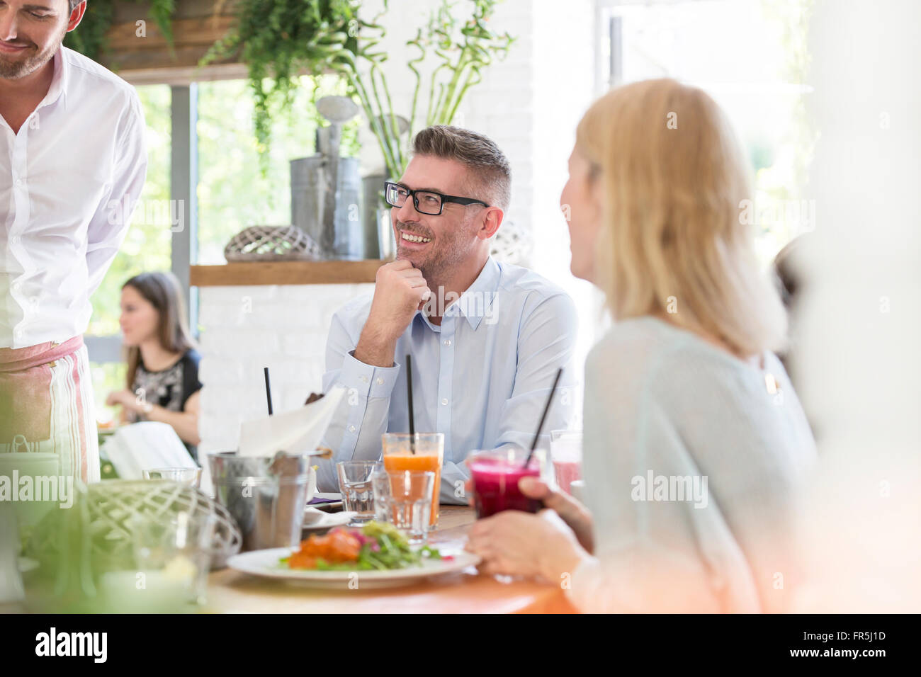 Lunch candid hi-res stock photography and images - Alamy