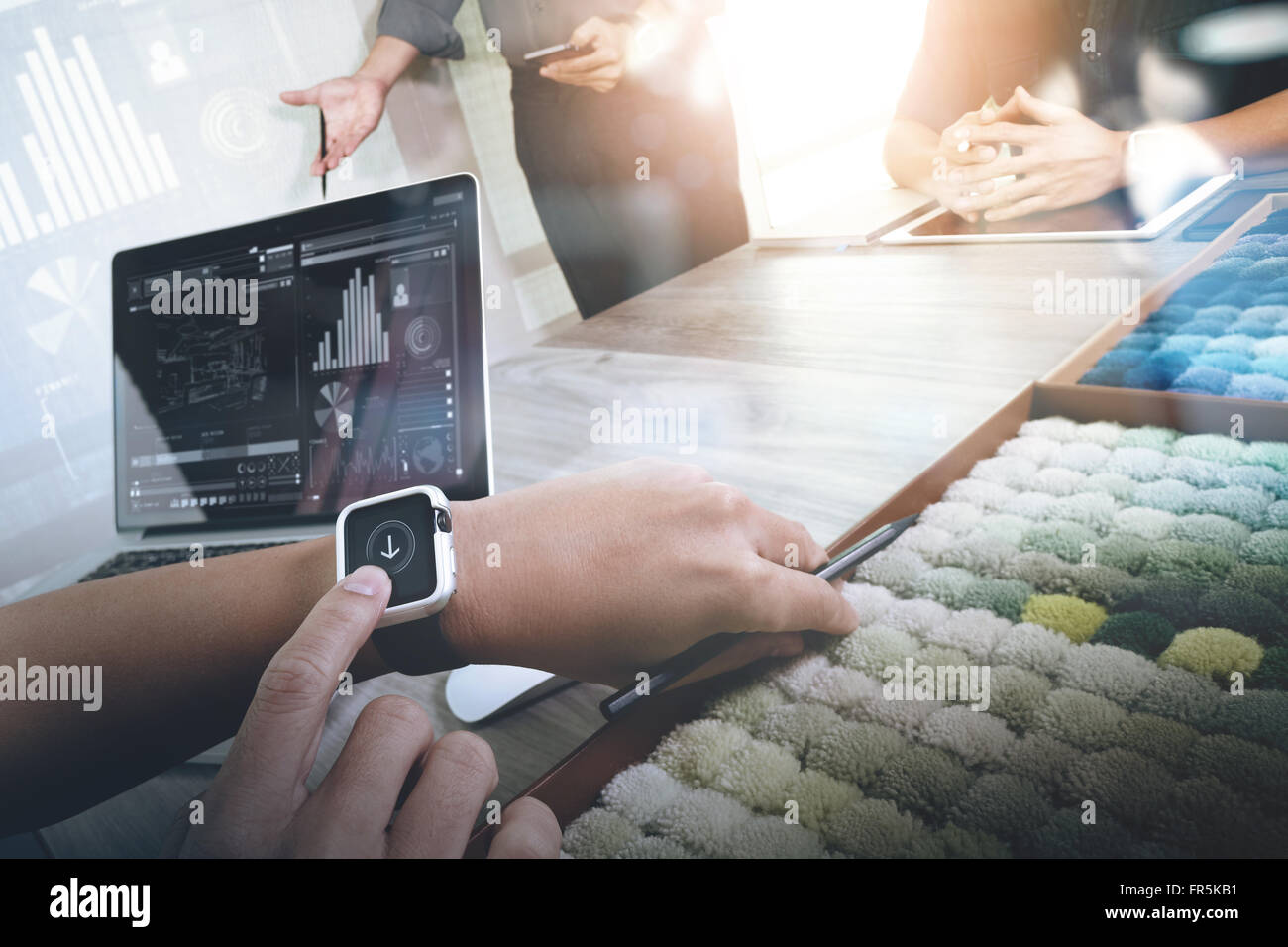 Presentation table hi-res stock photography and images - Alamy