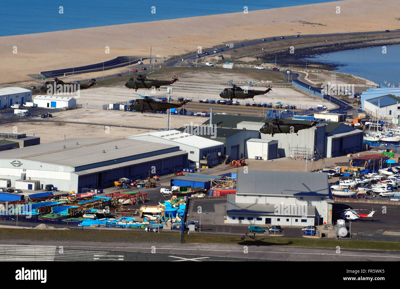 Helicopter flying over historic hi-res stock photography and images - Alamy