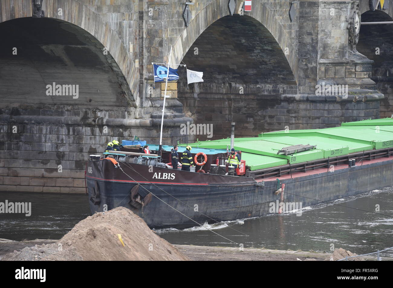 Drazdany, Germany. 21st Mar, 2016. The Albis Czech cargo ship that got ...