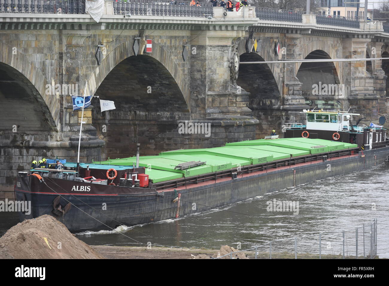 Drazdany, Germany. 21st Mar, 2016. The Albis Czech cargo ship that got ...