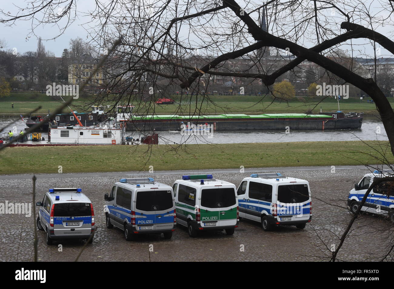 Drazdany, Germany. 21st Mar, 2016. The Albis Czech cargo ship that got ...