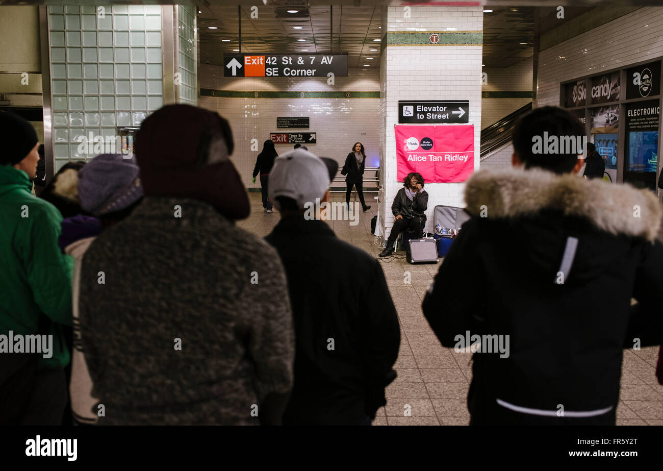 Alice tan ridley hi-res stock photography and images - Alamy