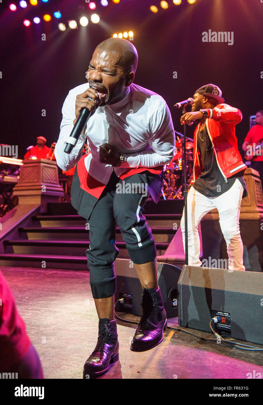 Kanye wests album life pablo hi-res stock photography and images - Alamy