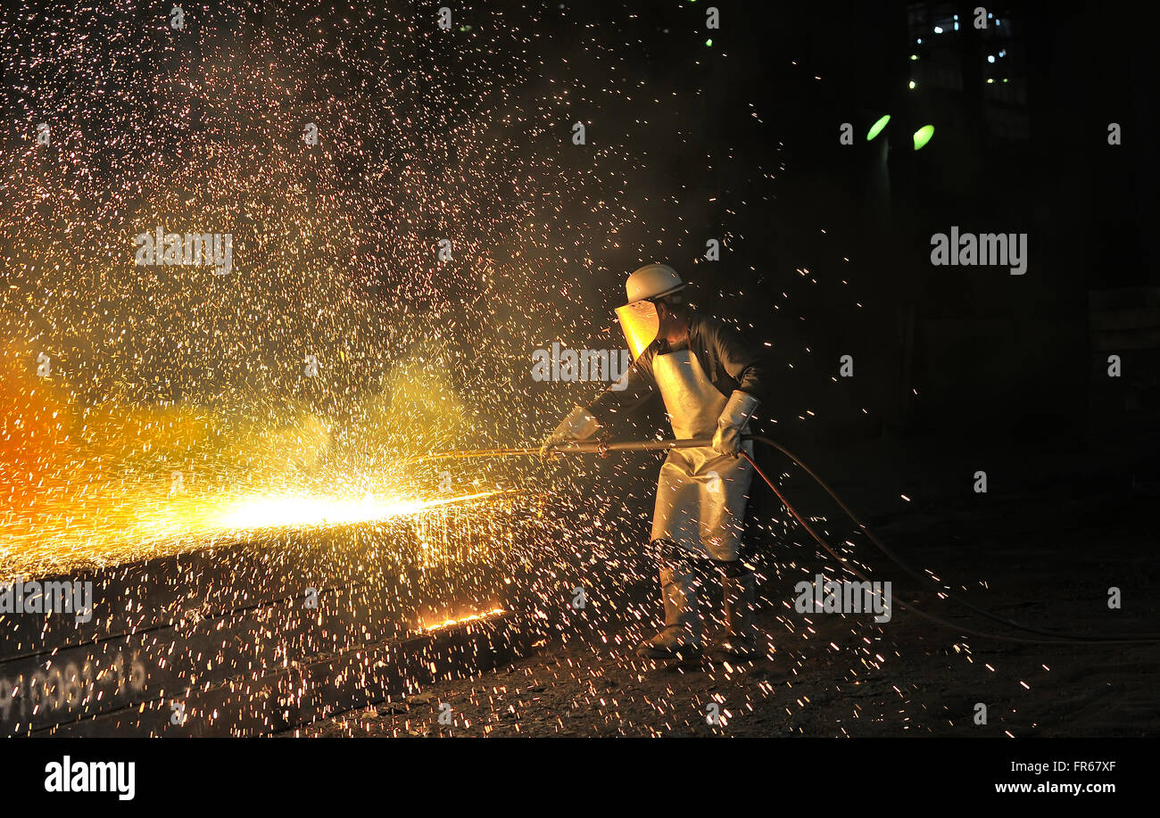 Industrial slag hi-res stock photography and images - Alamy