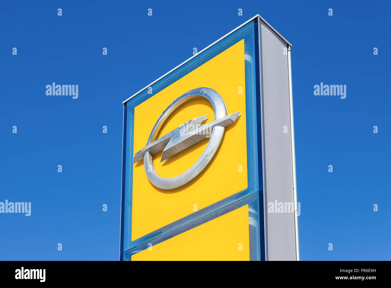 Official Dealer Opel High Resolution Stock Photography and Images - Alamy