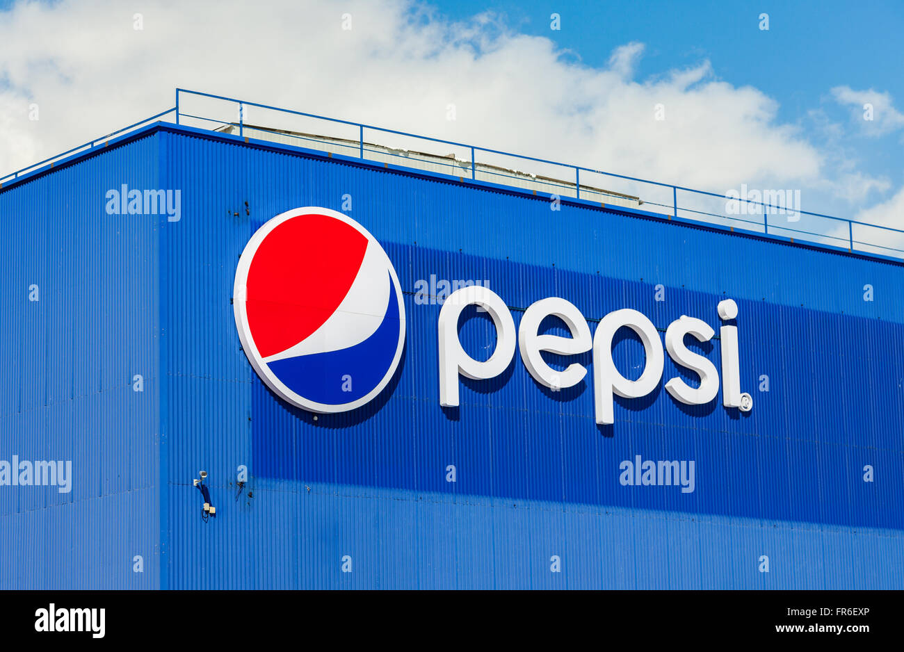 Pepsi Logo Company Stock Photos & Pepsi Logo Company Stock Images - Alamy