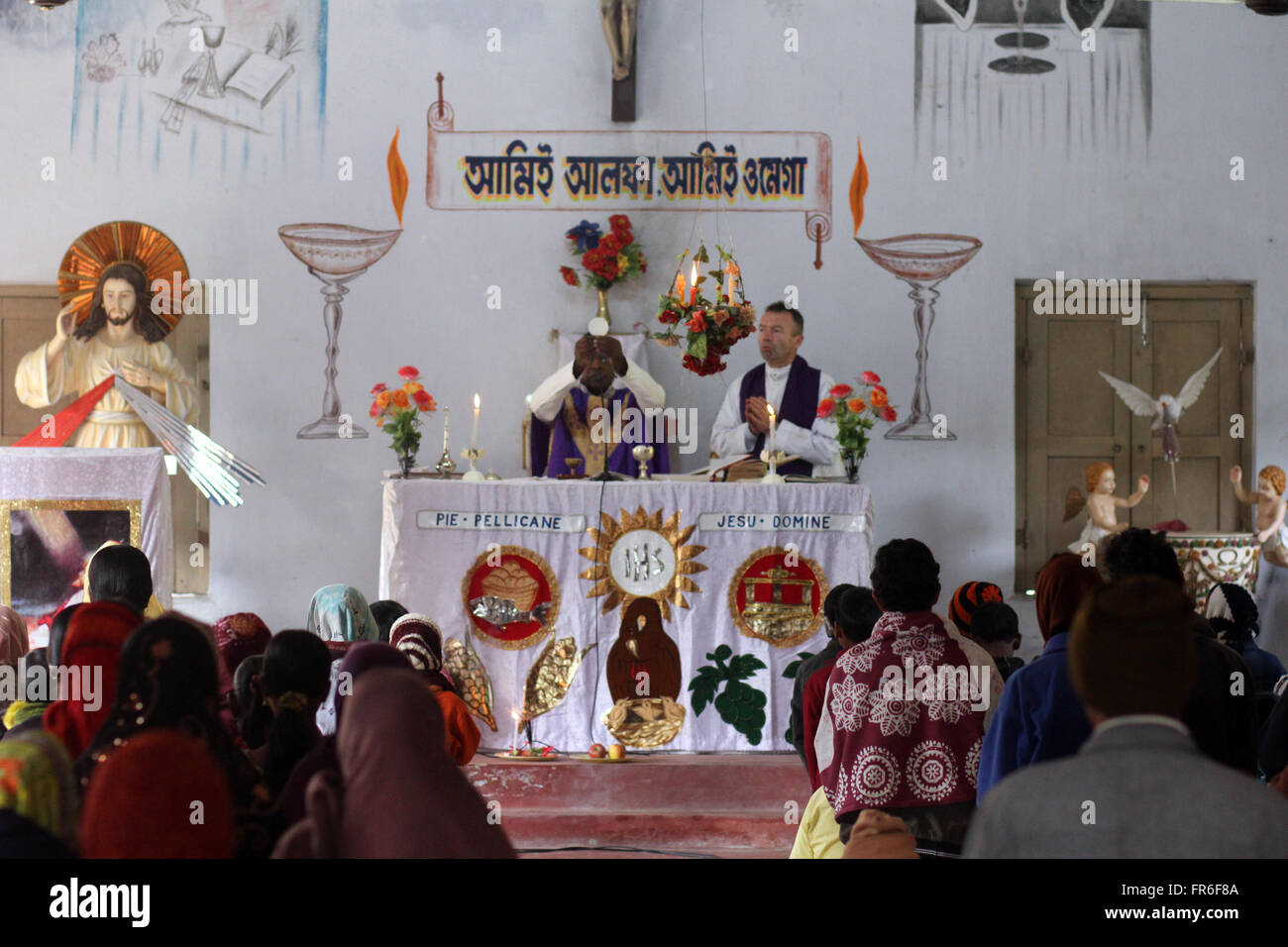 Catholic communion india hi-res stock photography and images - Alamy
