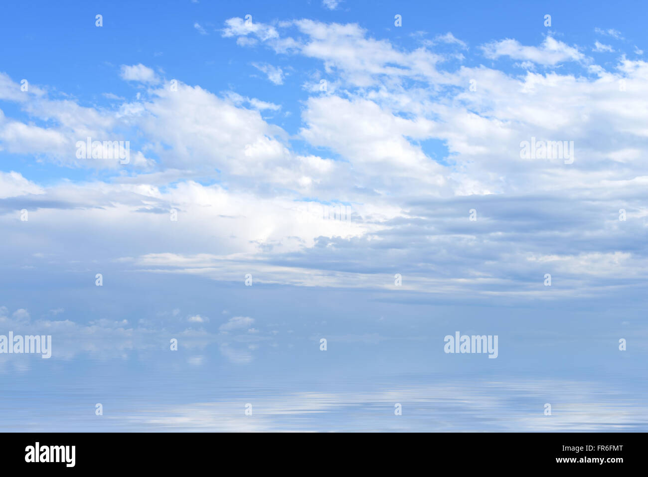 Sunlight reflection on sea hi-res stock photography and images - Alamy