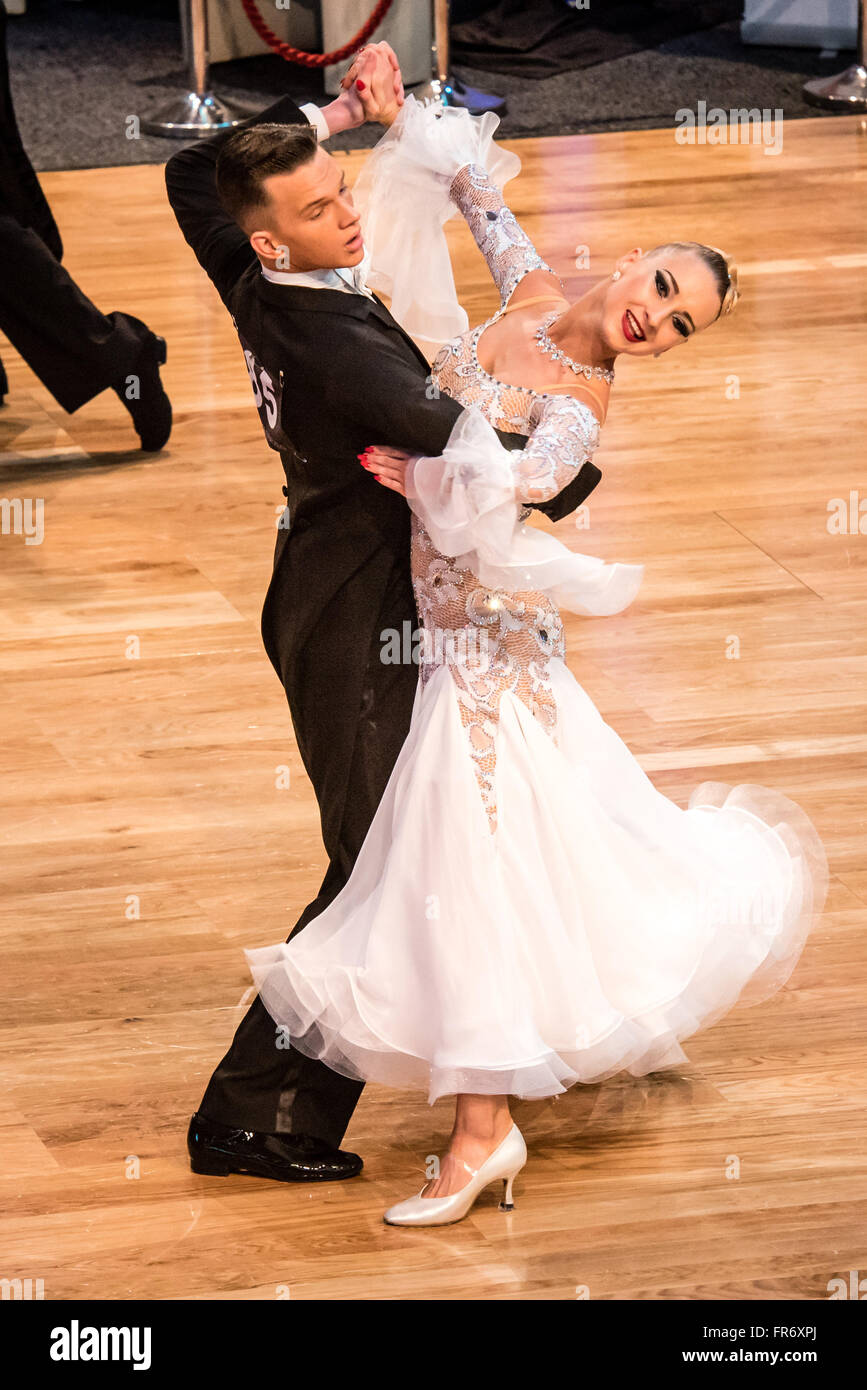 Ballroom Dancing Waltz