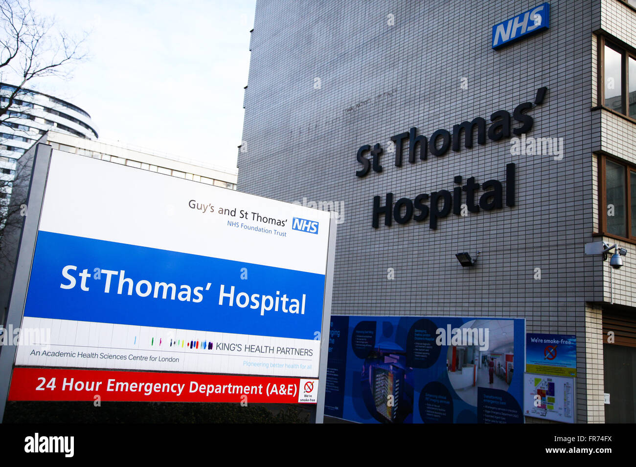 England hospital logo symbol uk hi-res stock photography and images - Alamy