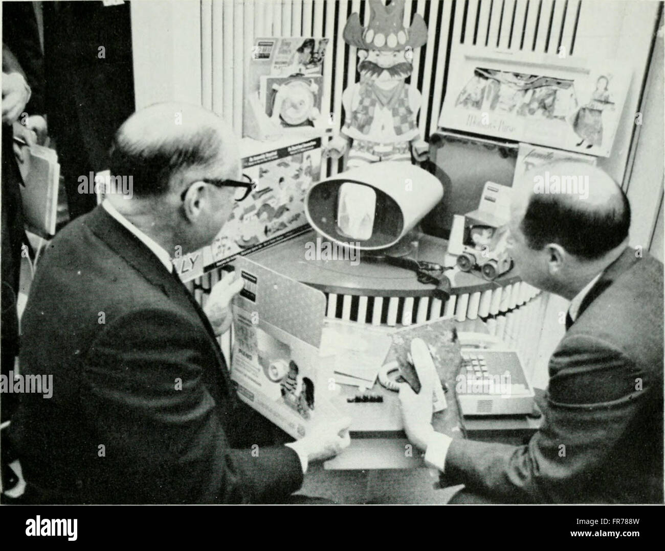 Bell telephone magazine (1922 Stock Photo - Alamy