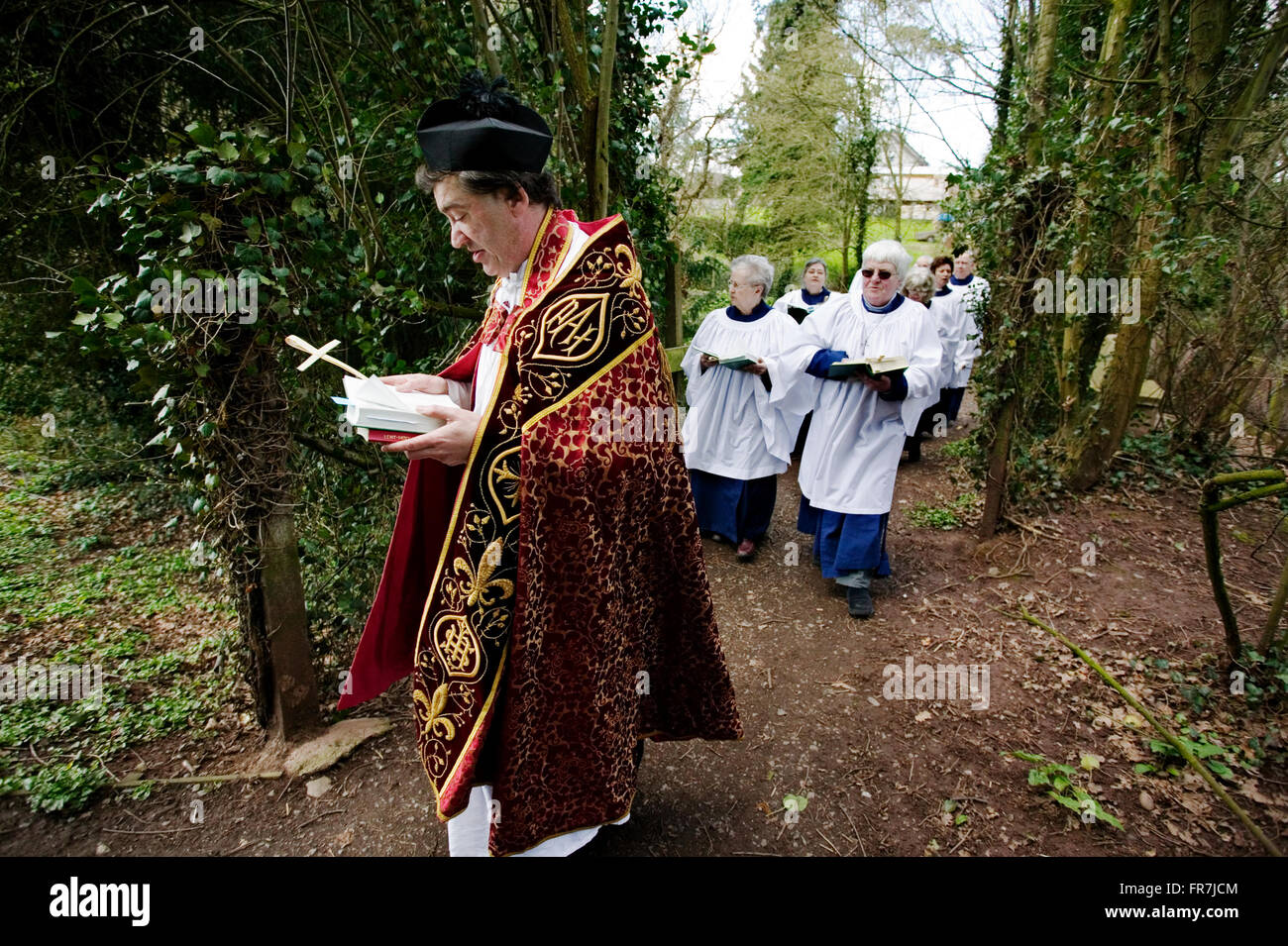 Catholic service palm sunday hi-res stock photography and images - Alamy