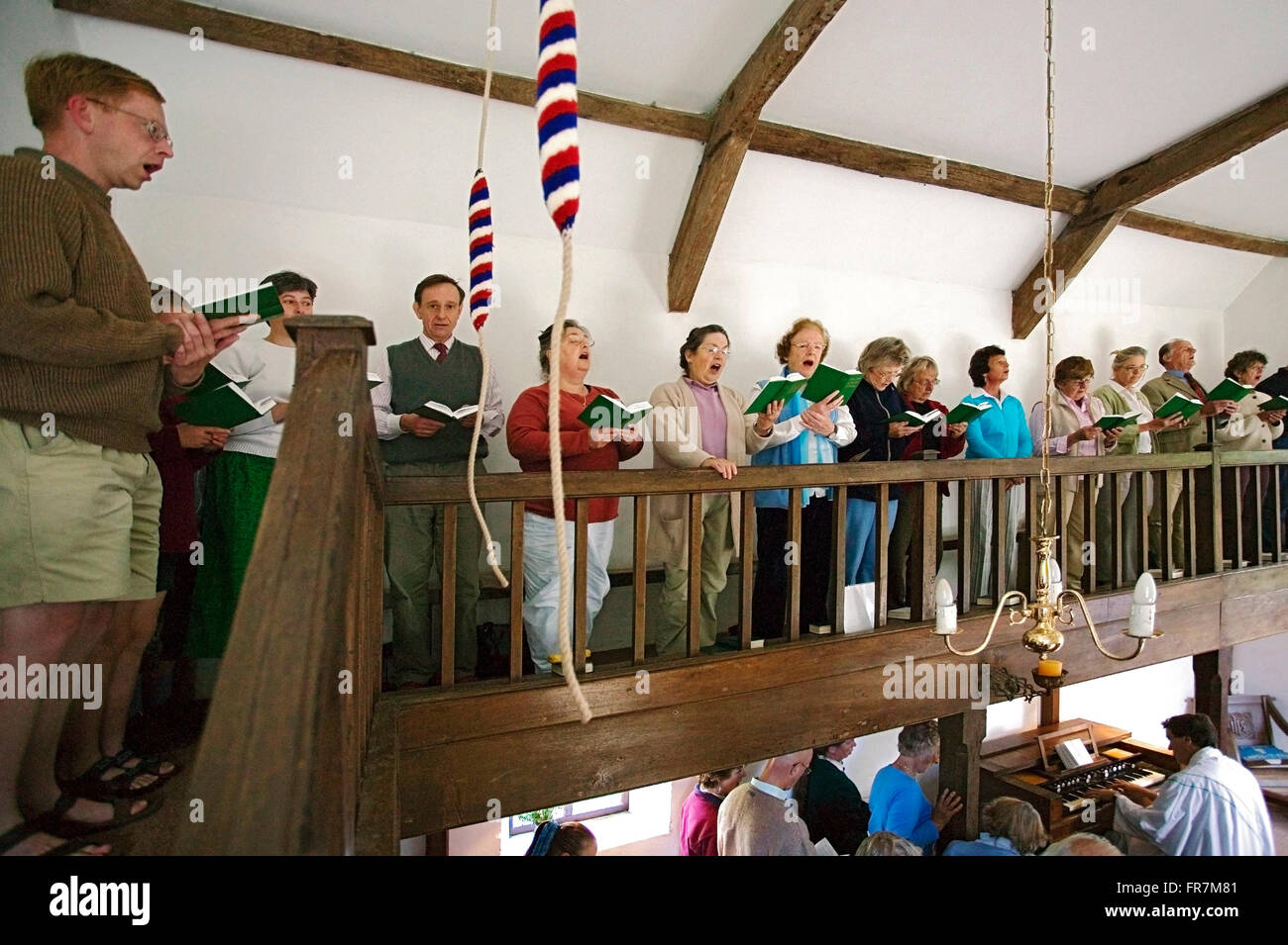 Choir gallery hi-res stock photography and images - Alamy