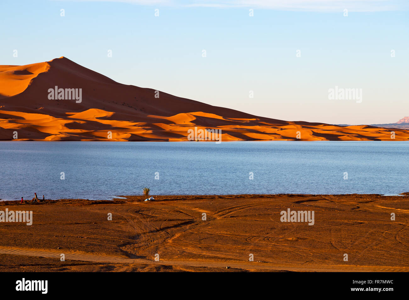 sunshine in the desert of morocco sand and lake dune Stock Photo - Alamy