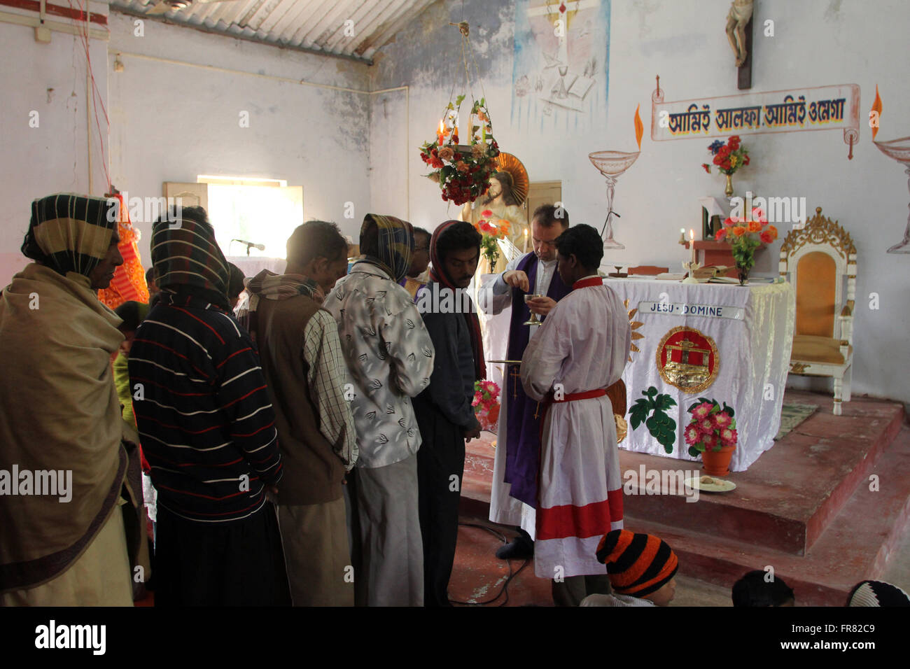 Catholic communion india hi-res stock photography and images - Alamy