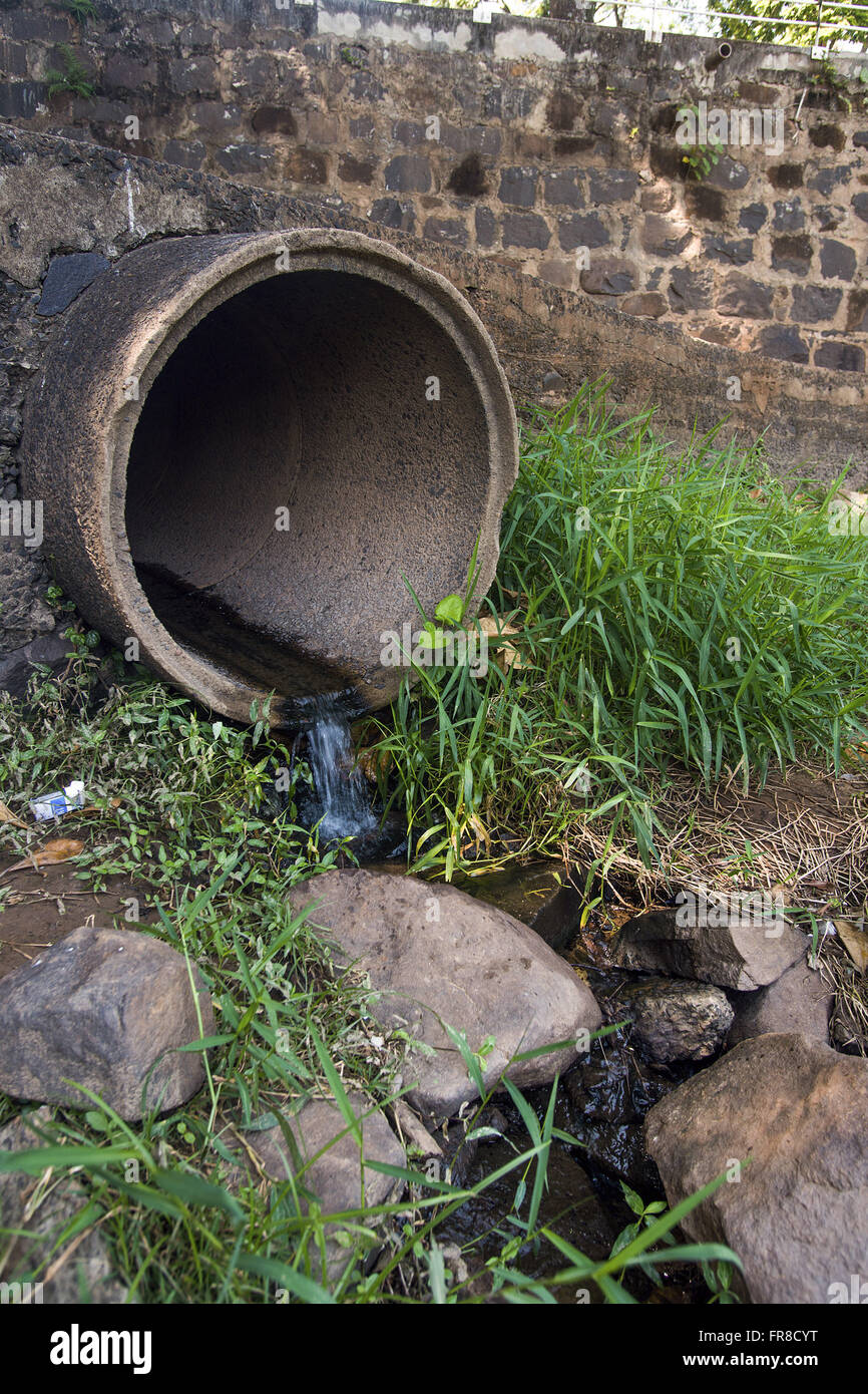 Sewage river hi-res stock photography and images - Alamy