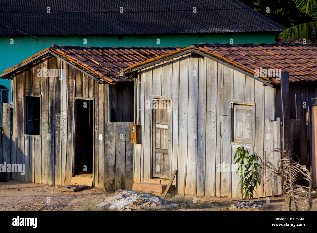 Simple wooden house in the countryside Stock Photo - Alamy
