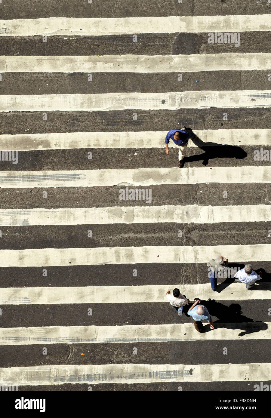 Crosswalk Aerial View Stock Photos & Crosswalk Aerial View Stock Images ...