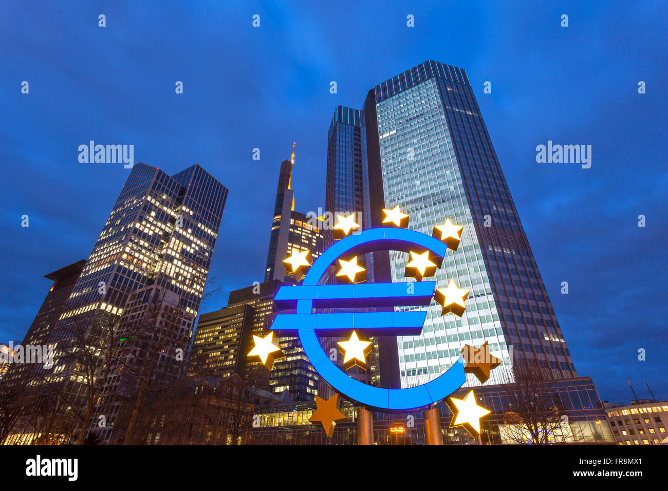 Euro symbol hi-res stock photography and images - Alamy