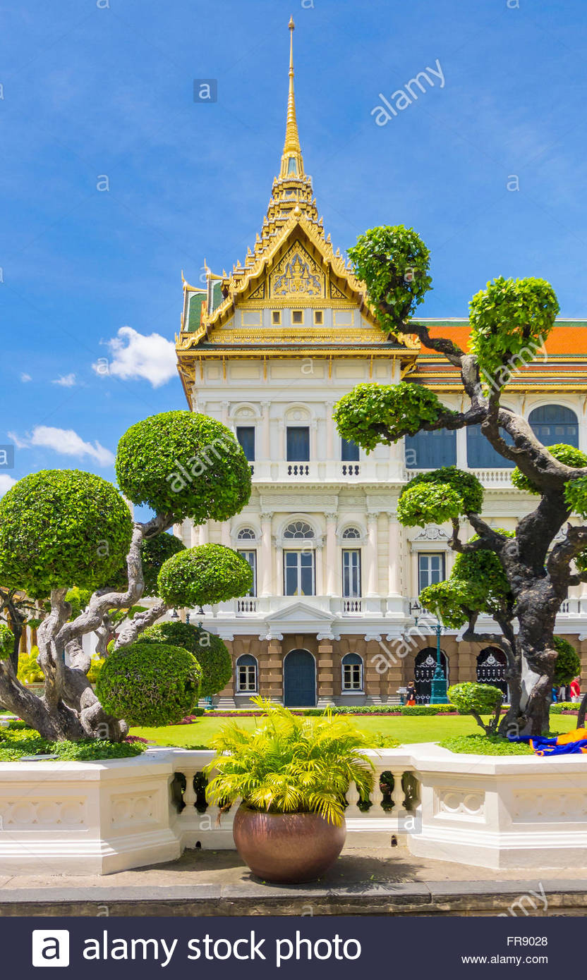 Thai Throne High Resolution Stock Photography and Images - Alamy