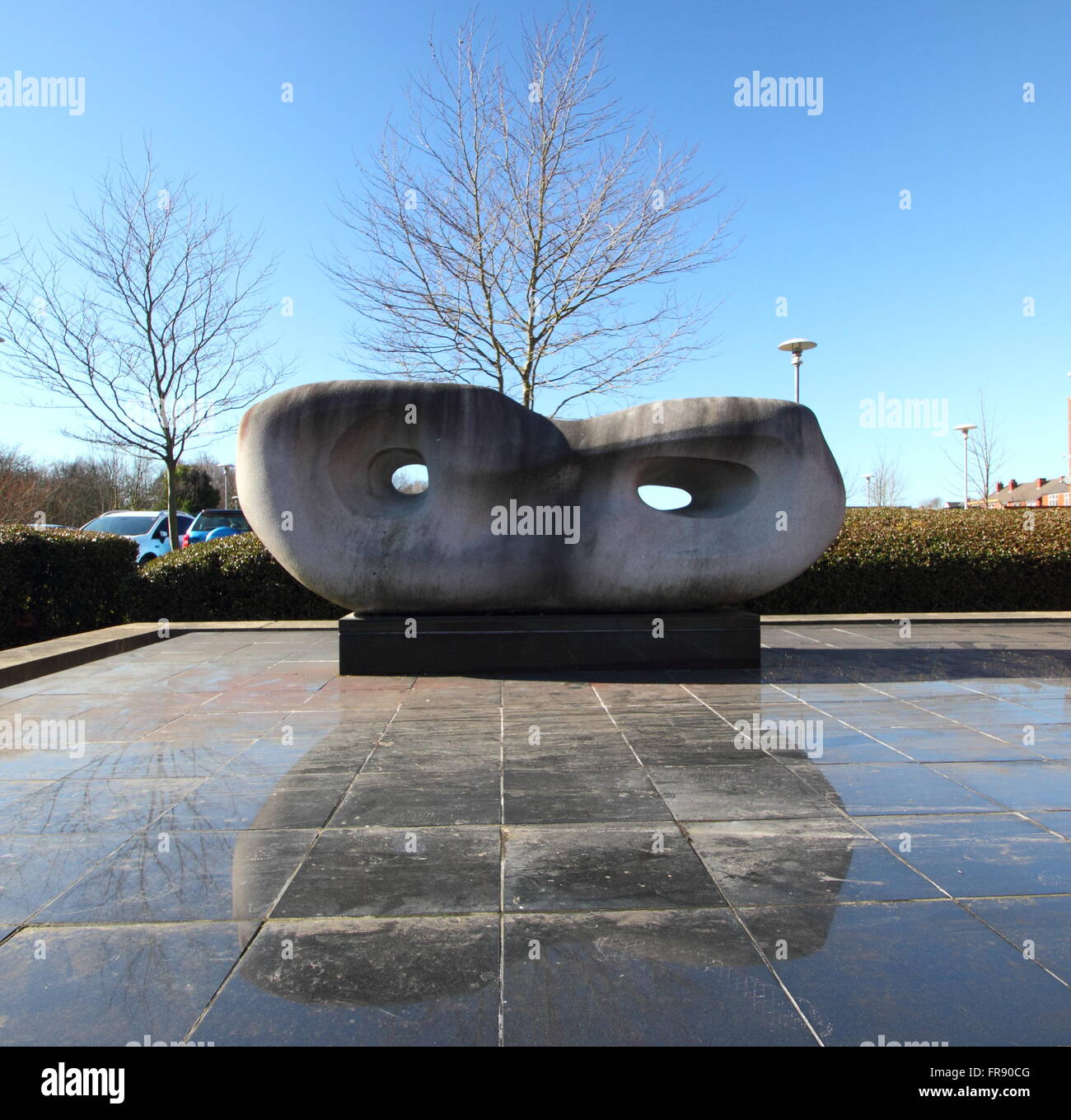 The curved reclining form hi-res stock photography and images - Alamy