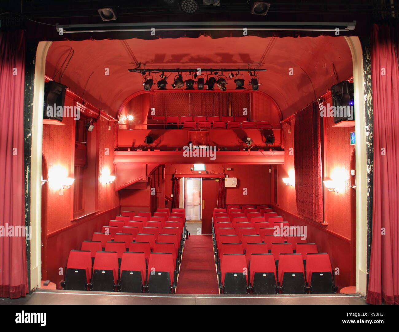 Auditorium seating hi-res stock photography and images - Alamy