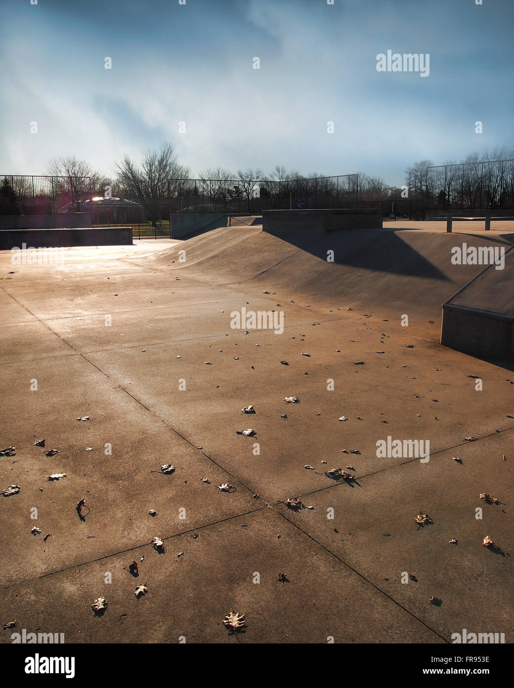 empty skateboard park Stock Photo - Alamy