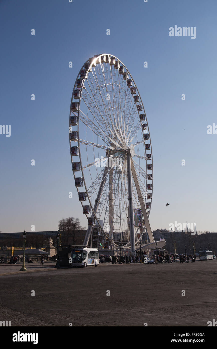 Grande roue paris hi-res stock photography and images - Alamy