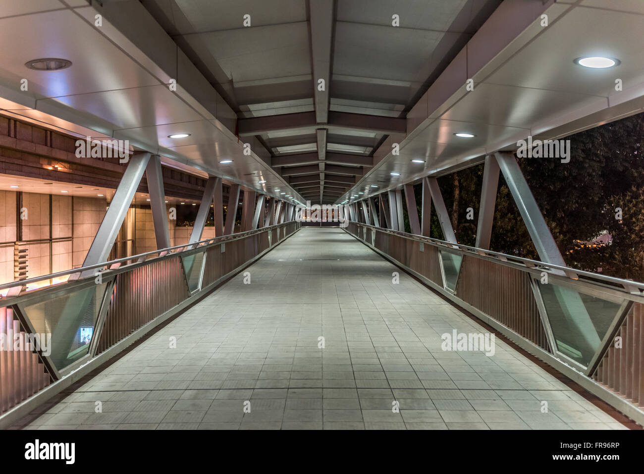 Empty Modern Bridge High Resolution Stock Photography and Images - Alamy