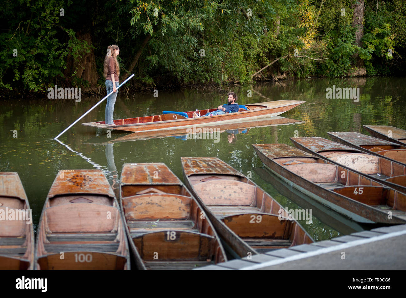 Punting on the River Cherwell from Oxford Cherwell Boathouse Stock ...