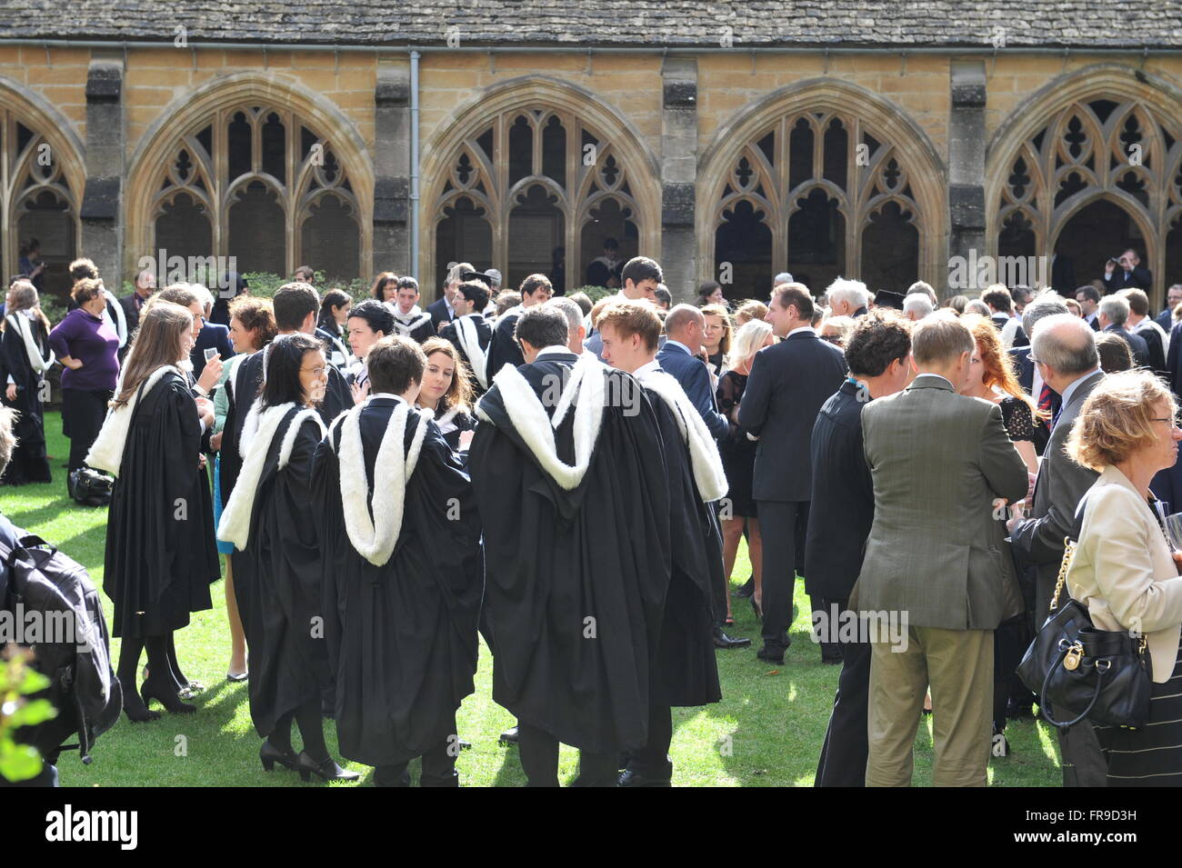 Oxford graduates hi-res stock photography and images - Alamy